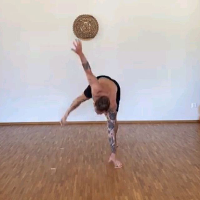 Square Exercise by Alex 🌊. - Exercise How-to - Skimble