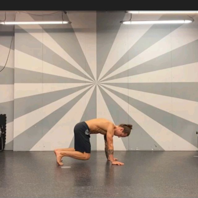 Swipe Swept by Alex 🌊. - Exercise How-to - Skimble