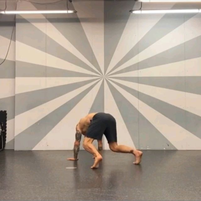 Swipe Swept by Alex 🌊. - Exercise How-to - Skimble