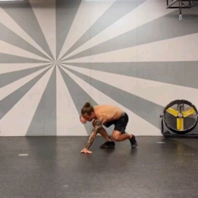 Crab Walk by Alex 🌊. - Exercise How-to - Skimble Workout Trainer