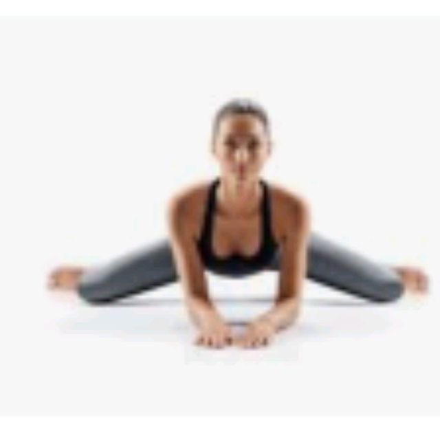 Frog Pose by 𝔻𝕖𝕤𝕖𝕣𝕥 𝔽𝕠𝕩🦊 🌟 - Exercise How-to - Skimble