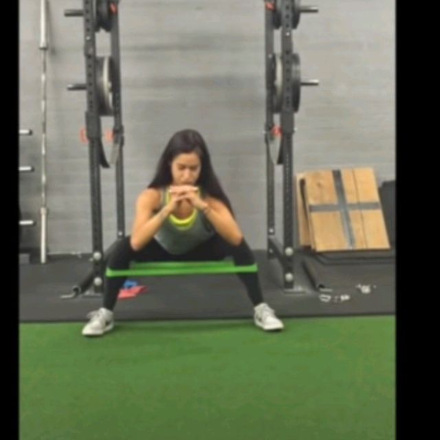 Front Cross Squat by Amber A. - Exercise How-to - Skimble