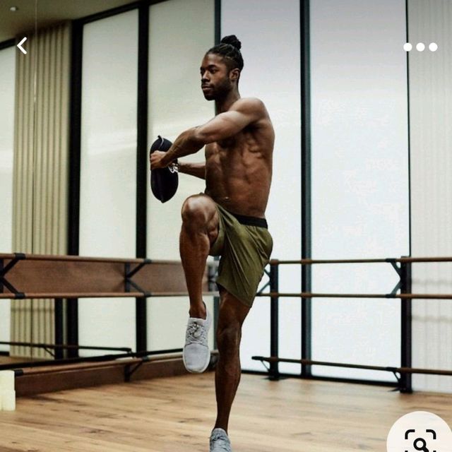 Stick With Side Rotation by Chan Y. - Exercise How-to - Skimble