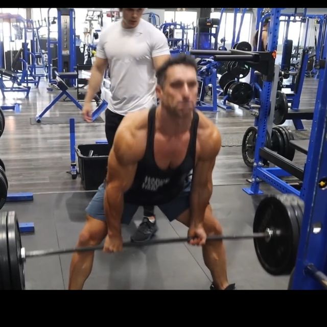 Sumo Dead Lifts Wide Lifts by Melissa Leng - Exercise How-to - Skimble