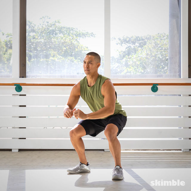 Max Rep Deep Squats - Exercise How-to - Skimble Workout Trainer