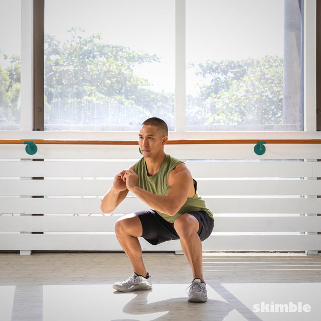 Max Rep Deep Squats - Exercise How-to - Skimble Workout Trainer