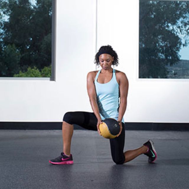 Half Kneeling Hay Baler (R) - Exercise How-to - Workout Trainer by Skimble