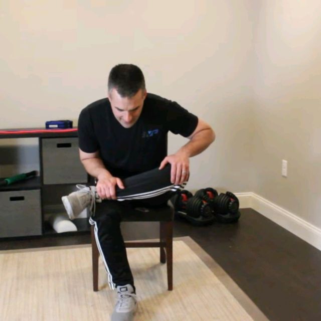 Hip Rotation Stretch - Exercise How-to - Skimble