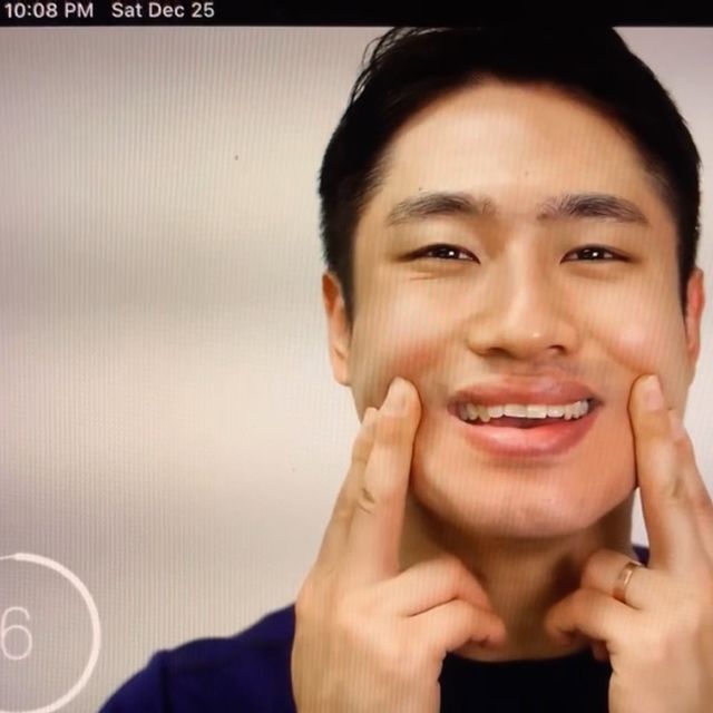 Cheek Push - Exercise How-to - Workout Trainer by Skimble