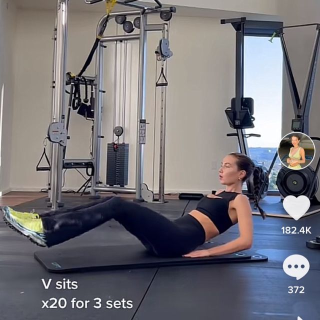 V Sits - Exercise How-to - Workout Trainer by Skimble