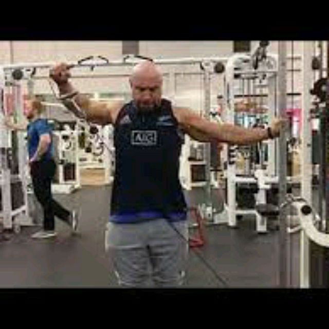 Cross Body Cable Laterals by Uncle Heiko S - Exercise How-to - Skimble