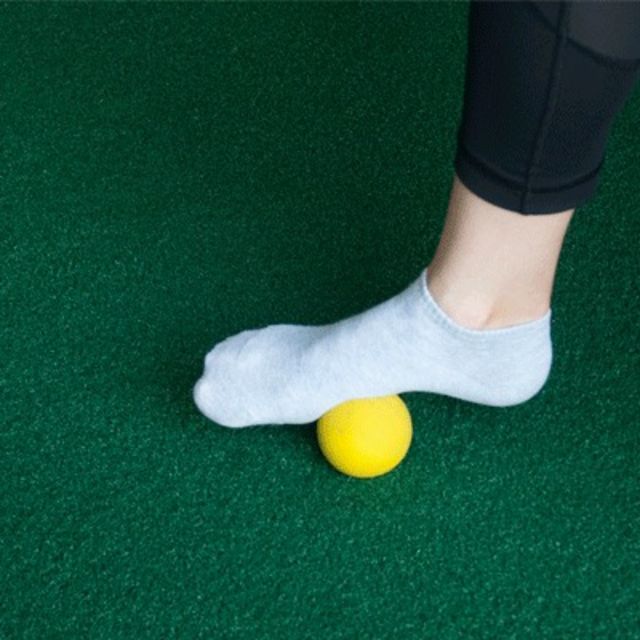 Foot Ball Rolling by Anne B. - Exercise How-to - Skimble