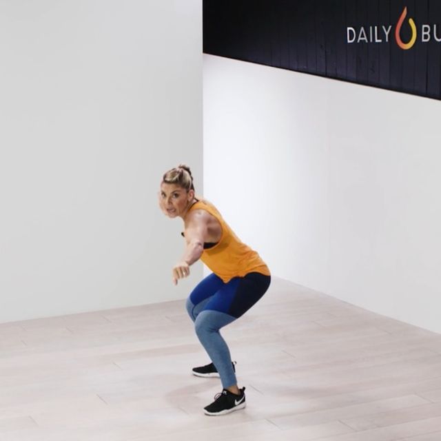 180 Jump Punch - Exercise How-to - Workout Trainer by Skimble