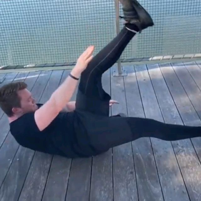 21 Crunch by Dallas W. - Exercise How-to - Skimble