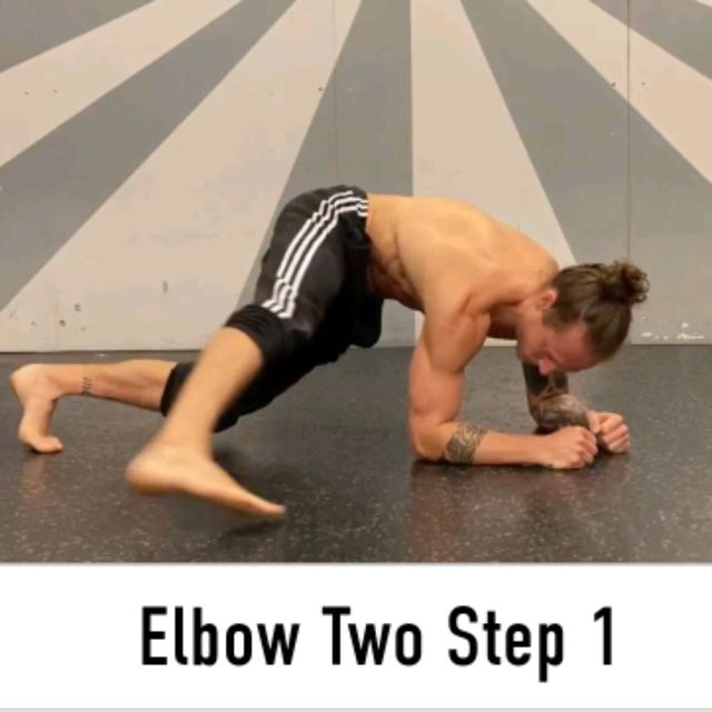 Elbow Two Step by Alex 🌊. - Exercise How-to - Skimble