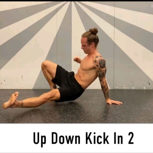 Up Down Kick In by Alex 🌊. - Exercise How-to - Skimble