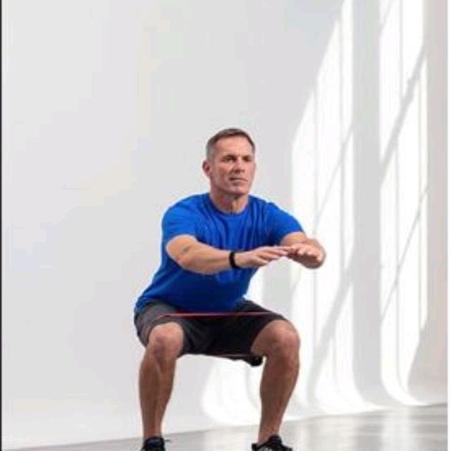 Banded Squat by Allan B. - Exercise How-to - Skimble
