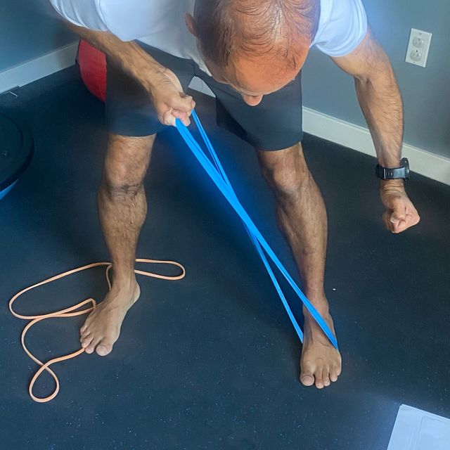 bent over band foot pull right/left by Tony Madan - Exercise How-to ...