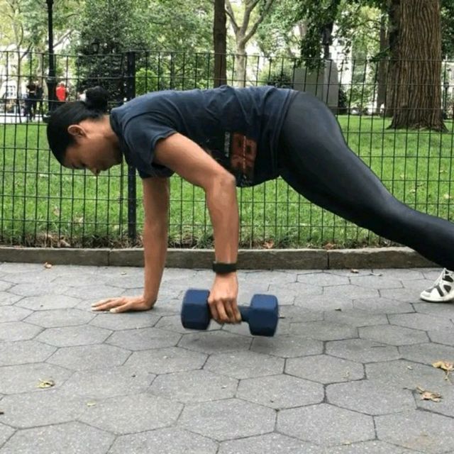 Plank With Dumbbell Pull-Through by Patrick B. - Exercise How-to - Skimble