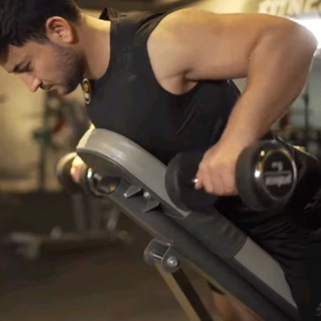 Overhand Dumbbell Row by Martin G - Exercise How-to - Skimble