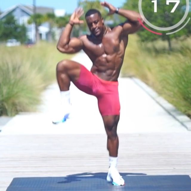 Criss Crosses Into Side Crunches by Vera Maxakova - Exercise How-to ...