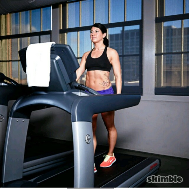 TREADMILL COOL DOWN WALK 2.5 MILES PER HOUR by Kimberly C. - Exercise How-to - Skimble