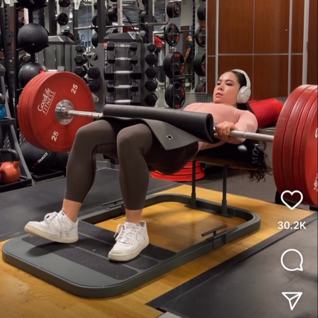 B Stance Hip Thrust by Deanna B. - Exercise How-to - Skimble