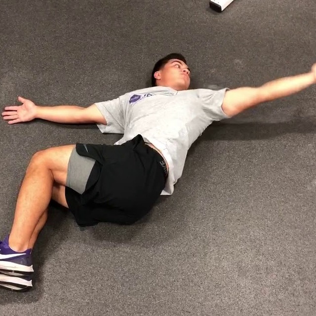 T Spine Clam by Andrew Richard - Exercise How-to - Skimble