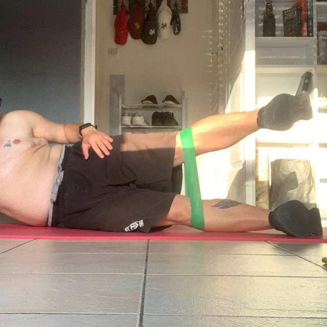 Échauffement + Full Bas Du Corps - Moderate Workout by Matéo P. - Skimble