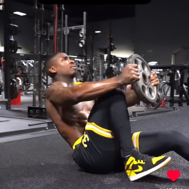 Alt. Knee Tucks by Deanna B. - Exercise How-to - Skimble