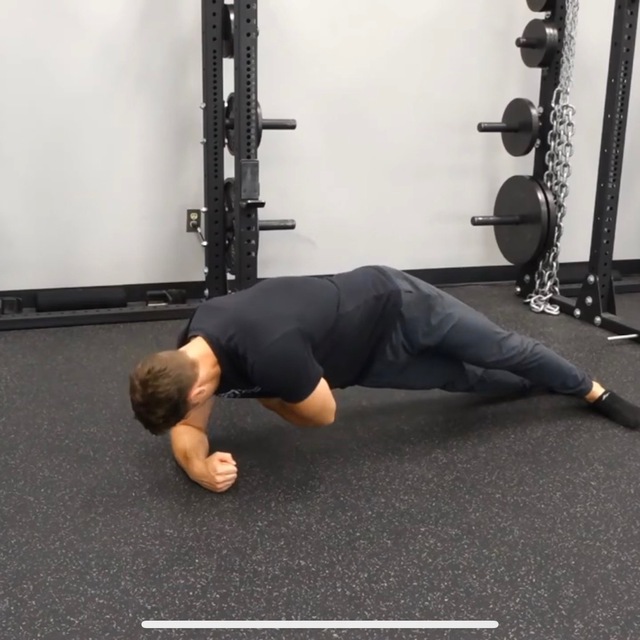 2-2-2-2 Right Side Plank Reach-Throughs by Brian Fallon - Exercise How ...