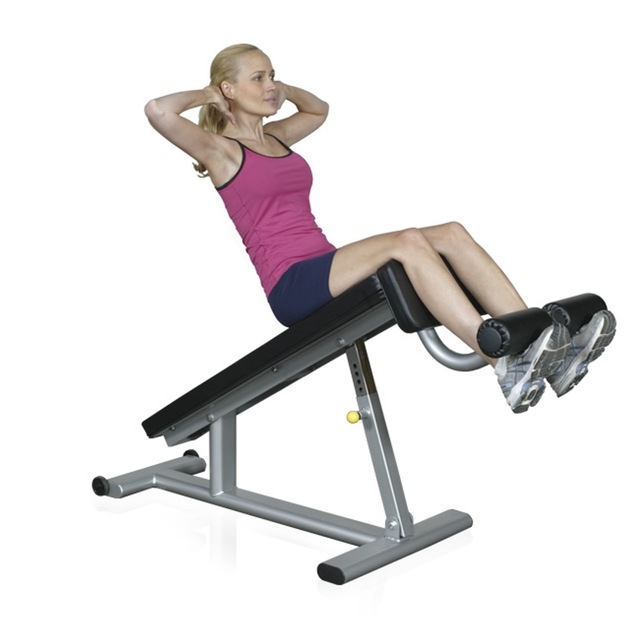 Decline Crunch by Elliott Konieczka - Exercise How-to - Skimble