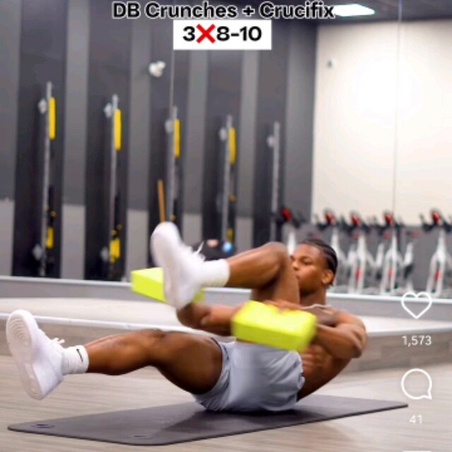 Dumbbell Crunch And Crucifix by Martel Berry - Exercise How-to - Skimble