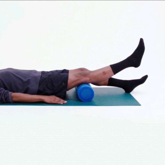 Short Arcs With Knees Support by Natchaya C - Exercise How-to - Skimble