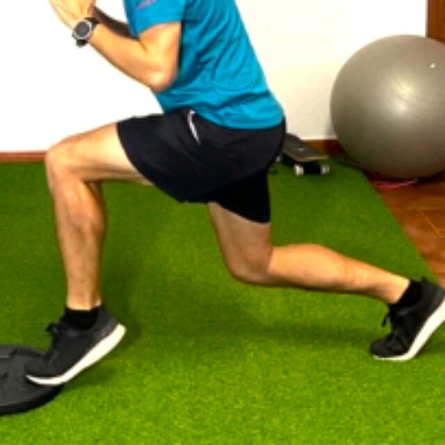 Gemelo con elevación by Xexu Lara - Ejercicio Cómo hacerlo - Skimble