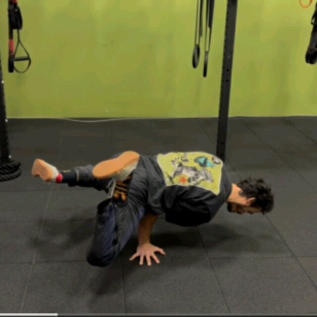 Turtle Hand Support Hold by Alex 🌊. - Exercise How-to - Skimble