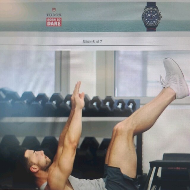 Modified Crunches by Mariel E. - Exercise How-to - Skimble