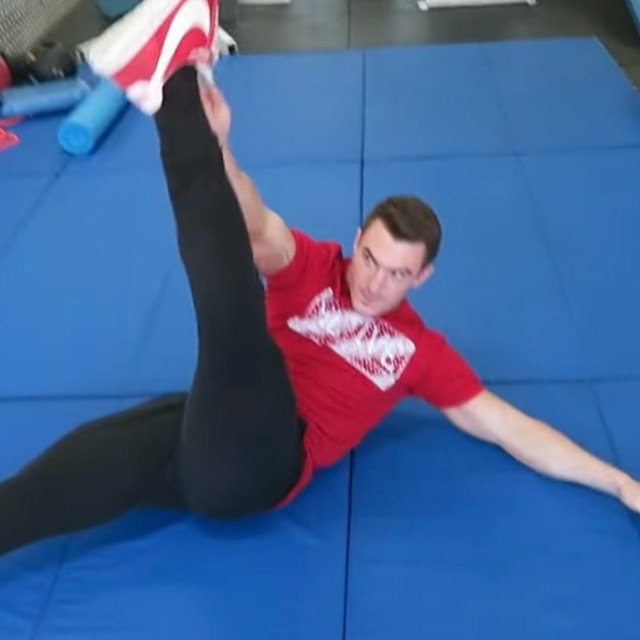 Star Crunches by Tove S. - Exercise How-to - Skimble