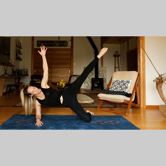 15 MINUTE full body Workout in JAPAN! // NO EQUIPMENT - Free Full Body ...