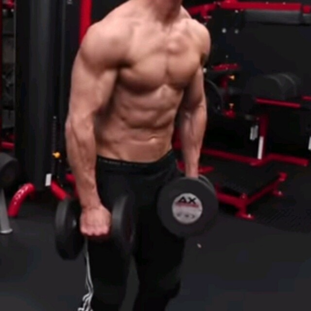 High Pulls With Dumbbells by 𝔻𝕖𝕤𝕖𝕣𝕥 𝔽𝕠𝕩🦊 🌟 - Exercise How-to - Skimble