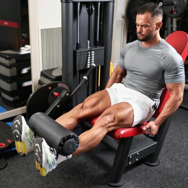 Leg Extensions by Kagey A - Exercise How-to - Skimble