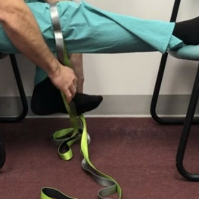 Knee Extension by Allan B. - Exercise How-to - Skimble