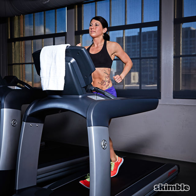 Treadmill Moderate Jog - Exercise How-to - Skimble