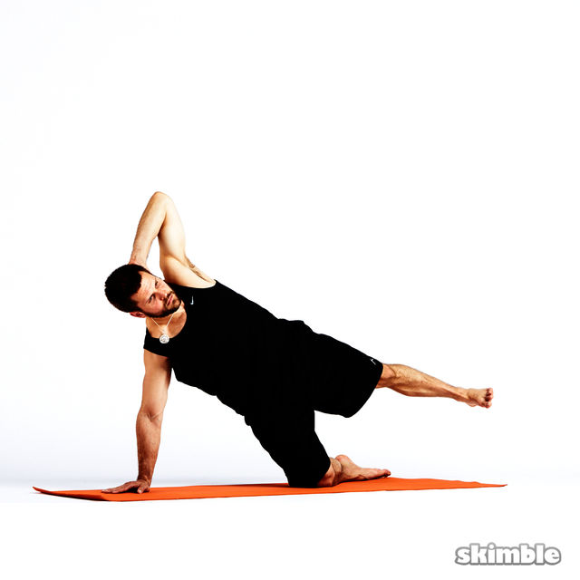 Patadas laterales con pierna izquierda en Pilates - Ejercicio Cómo ...