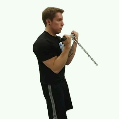 Overhand Power Twists 通过 Scott💪 Wood - 锻炼方法 - Skimble