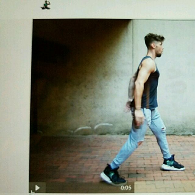 Front Squat Taps by Stephen G. - Exercise How-to - Skimble