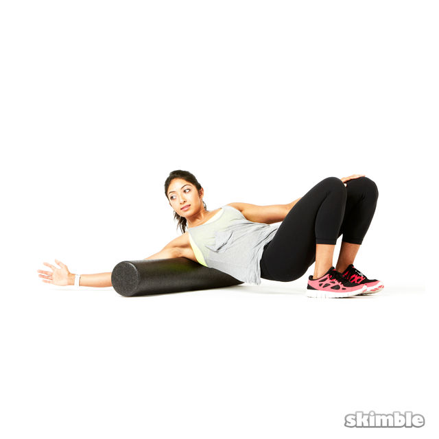 Right Lat Rolls - Exercise How-to - Skimble Workout Trainer