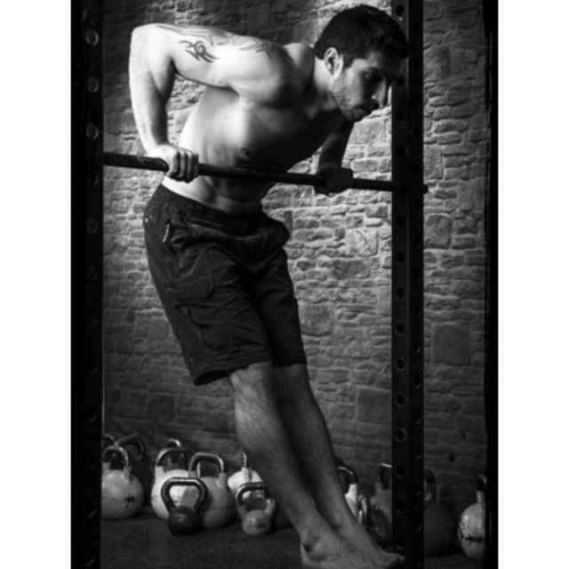 Front Dips by Sam Stitt - Exercise How-to - Skimble