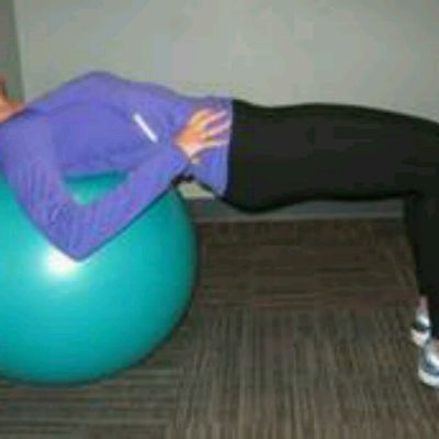 1-Clams - Exercise How-to - Workout Trainer by Skimble