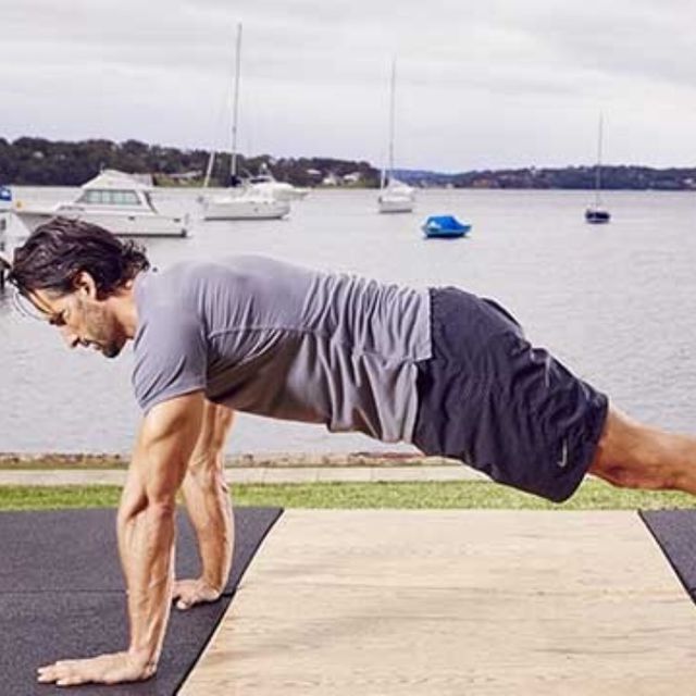 Push Up Roll - Exercise How-to - Workout Trainer by Skimble